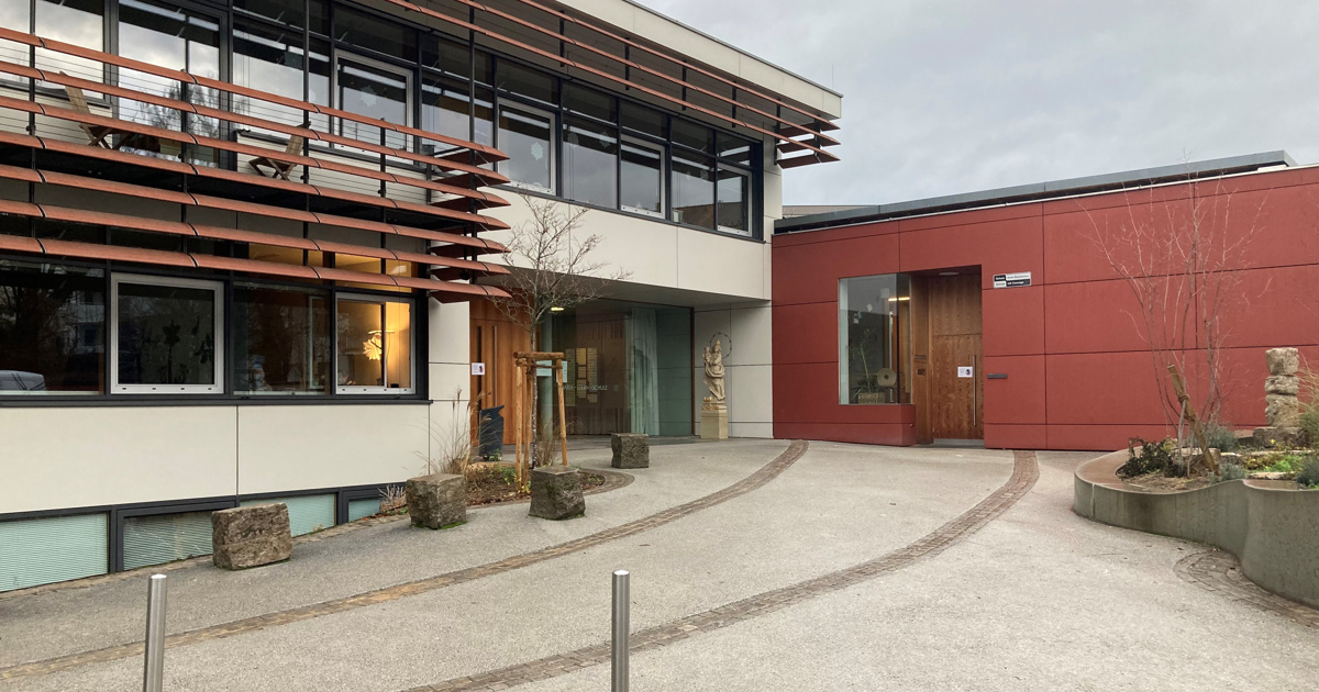 Maria-Stern-Schule - Unser Spielplatz soll schöner werden - Viele ...