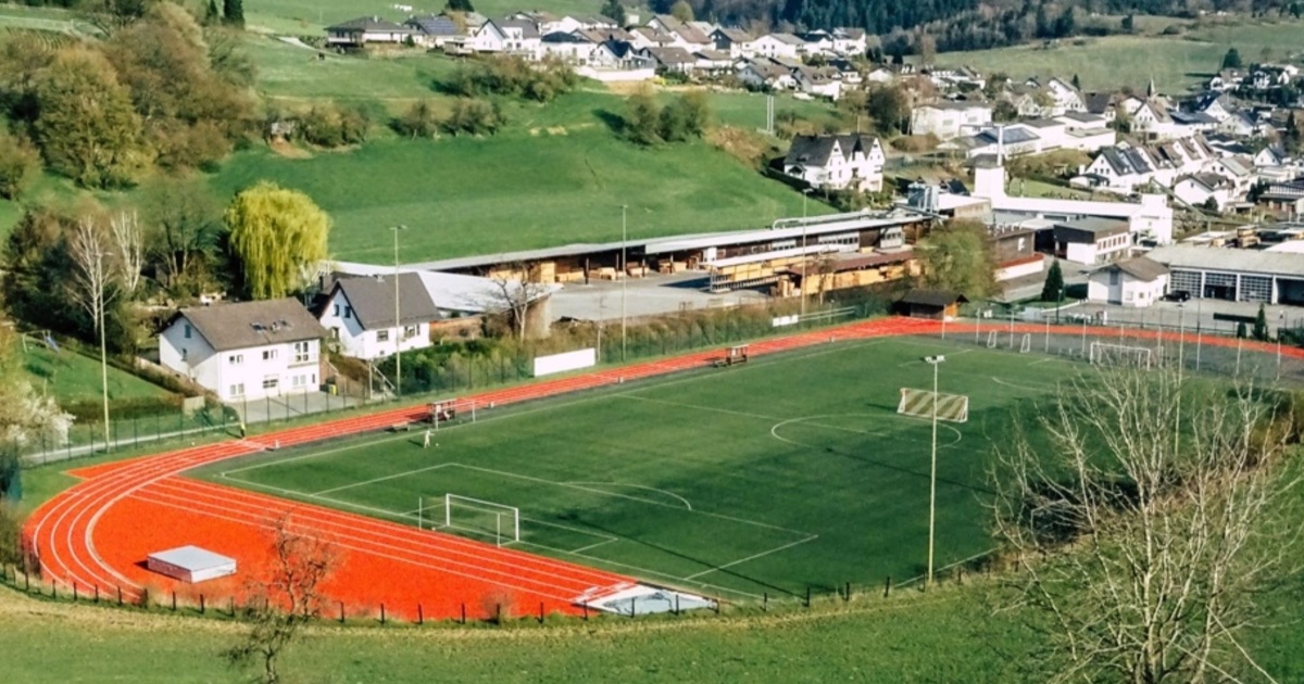 Erneuerung Kunstrasenplatz SV Fretter 1945 e.V. - Viele schaffen mehr