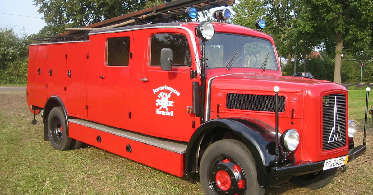 Löschfahrzeug LF 15, Baujahr 1942 - Viele schaffen mehr