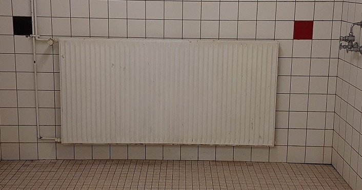 Erster Schritt getan ... - Sanierung Duschen im VR Bank Stadion ...