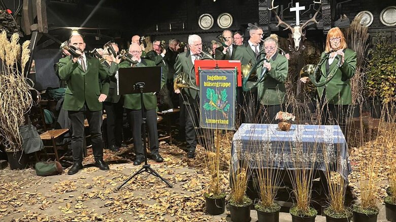 Uniformen - Viele schaffen mehr