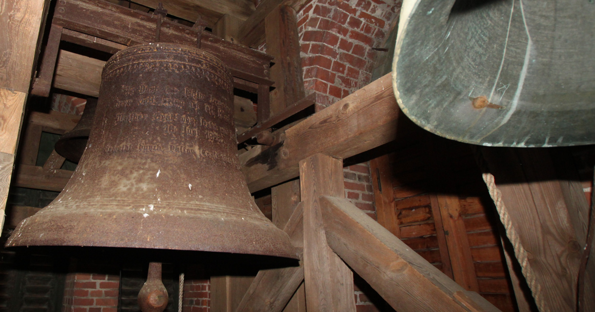 Wir würden es ja gerne an die große Glocke hängen, aber ... - Viele ...