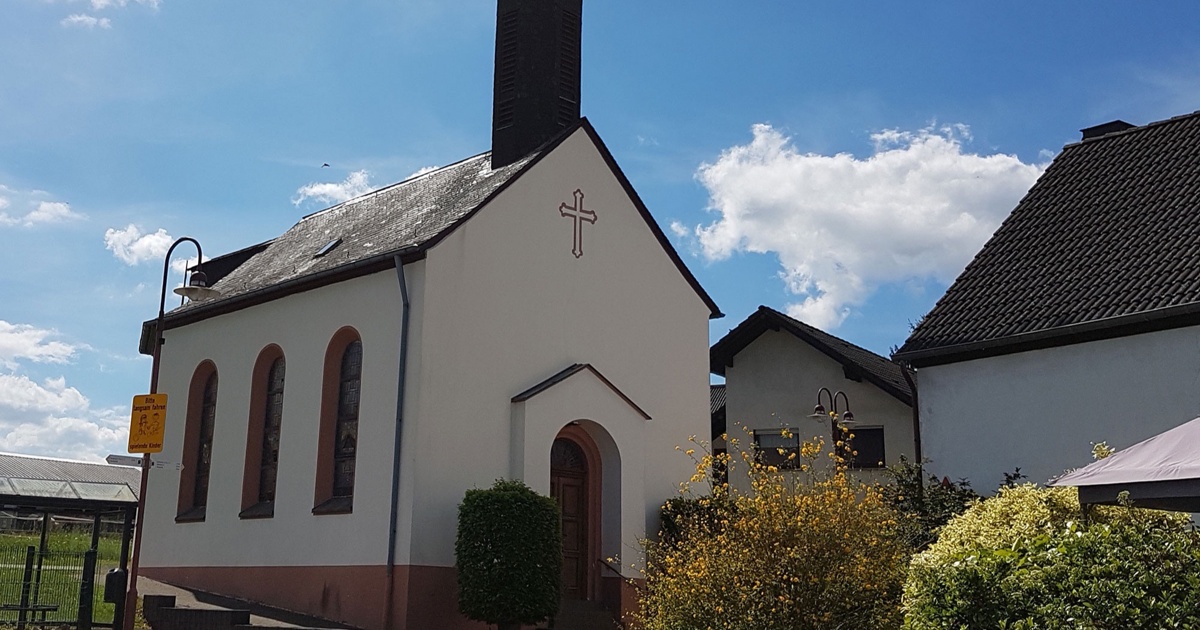 Sanierung der Kirchenfenster in der Kirche Krinkhof - Viele schaffen mehr