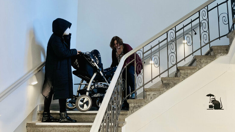 Ein Aufzug - Zugang für alle, weg mit Barrieren! - Viele schaffen mehr