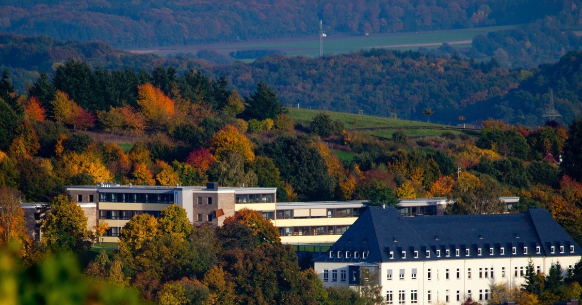75 Jahre Peter-Wust-Gymnasium Wittlich - Viele schaffen mehr
