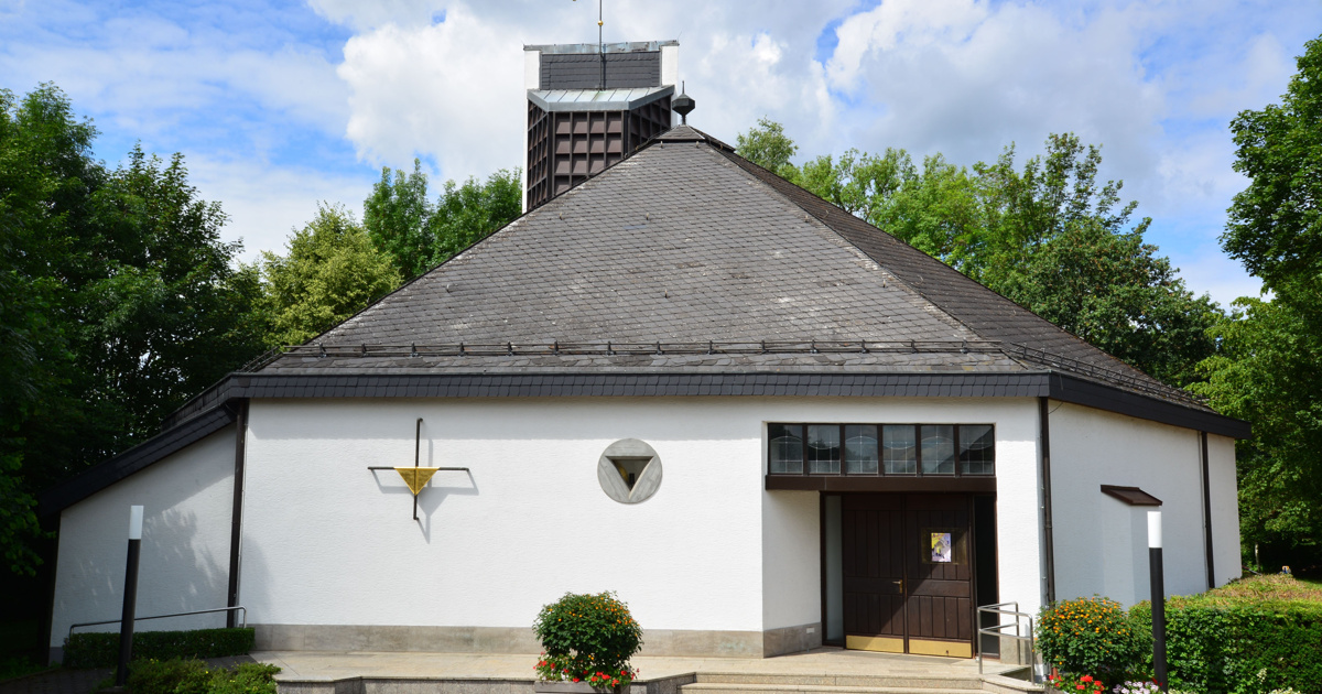 Ein neues Dach für die Drosendorfer Kirche - Viele schaffen mehr